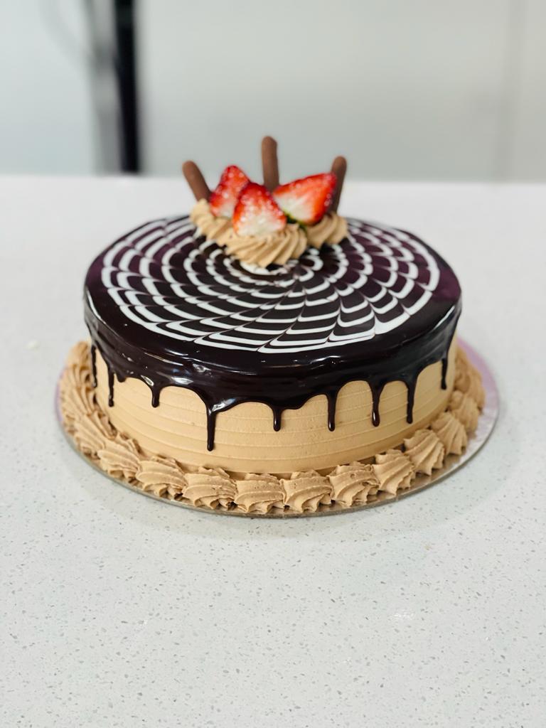 IS10 Chocolate Sponge – Flavours Inn - Cakes and Sweets Shop In ...